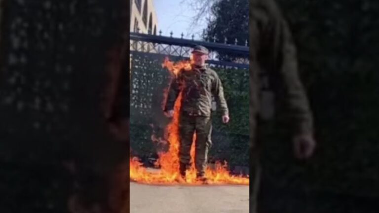 Watch aaron bushnell fire video